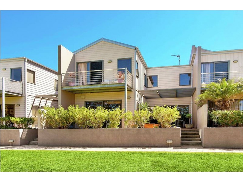 4 10 14 Daintree Drive Korora NSW 2450 Excel Property Agency Sold 4-10-14-daintree-drive-korora-nsw-2450-excel-property-agency-sold