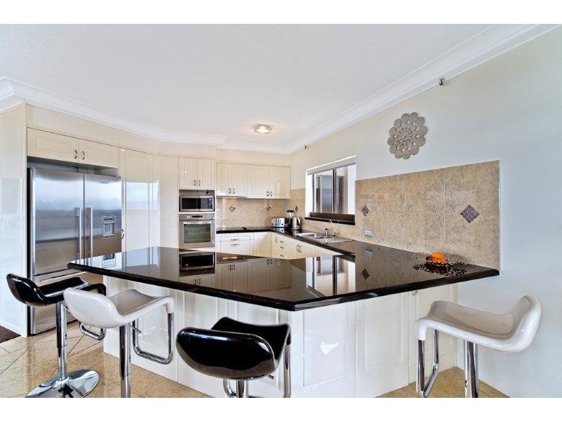 Unit 147 Atlantis West, 2 Admiralty Drive, Paradise Waters QLD 4217 ...