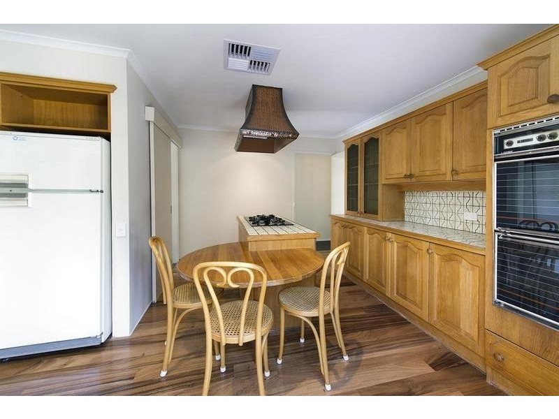 2/124 Parkhill Road, Kew VIC 3101 | Noel Jones Balwyn | Leased