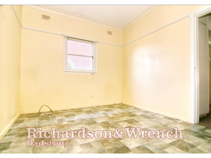 26 Wilberforce Road, Revesby NSW 2212 | the real estate agency | Sold