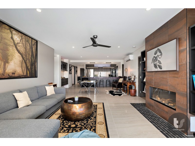 70/45 Shore Street East, Cleveland QLD 4163 | Team Solomon Estate ...