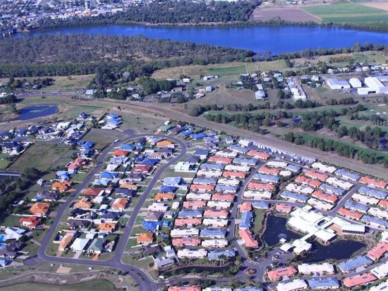 30-21 Walters Street, The Lakes Retirement Village, Bundaberg North QLD ...